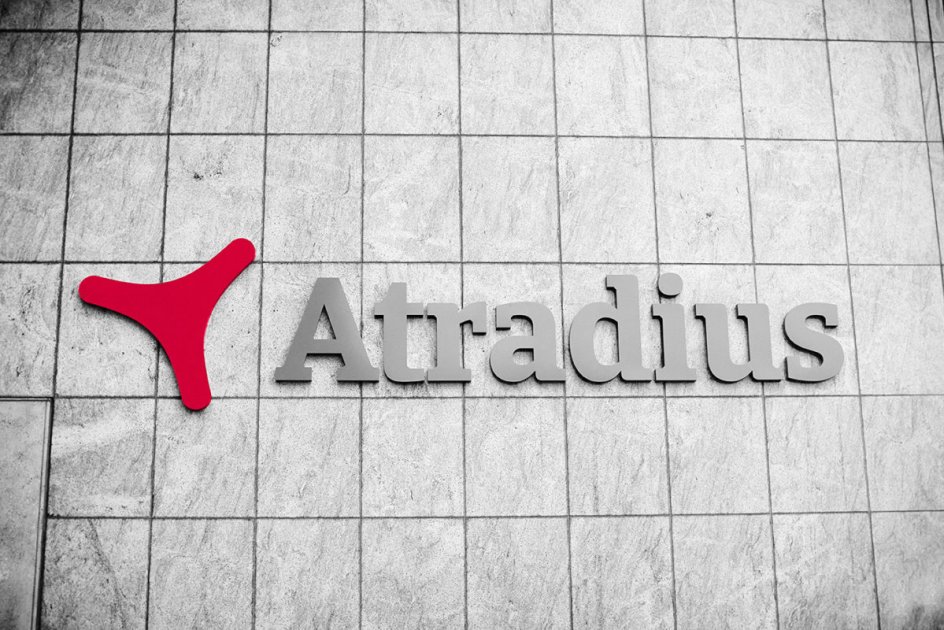 Atradius: 1 στα 2 τιμολόγια πληρώθηκαν εκπρόθεσμα το 2022 | Nextdeal