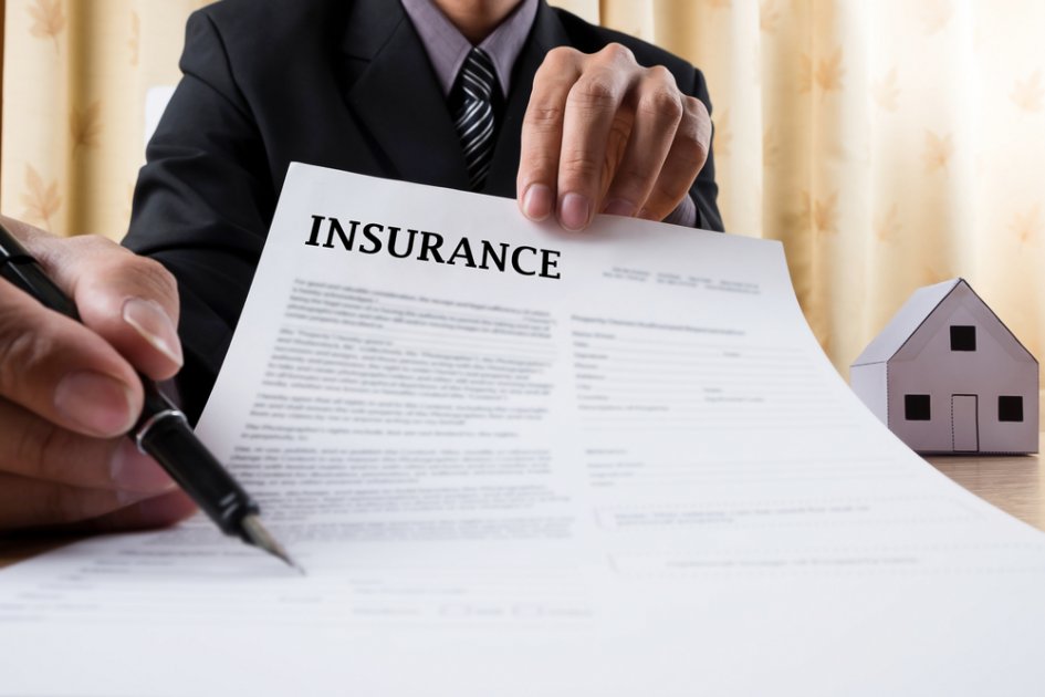 Ποιους αφορά η υποχρεωτική ασφάλιση έναντι φυσικών καταστροφών; Δείτε ...
