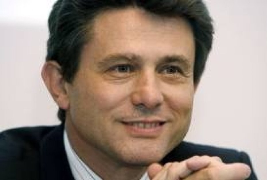 Στην Ελλάδα ο Henri de Castries, Πρόεδρος και διευθύνων σύμβουλος της ...